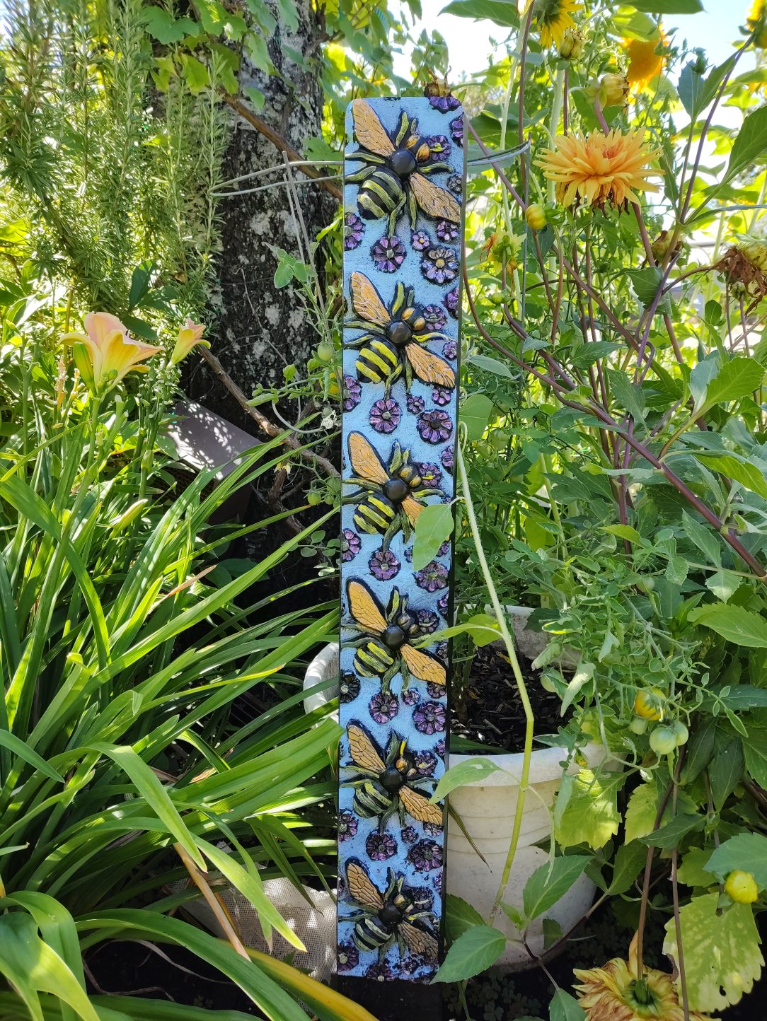 Bee and Flower Large Totem Pole Mold | Garden Molds